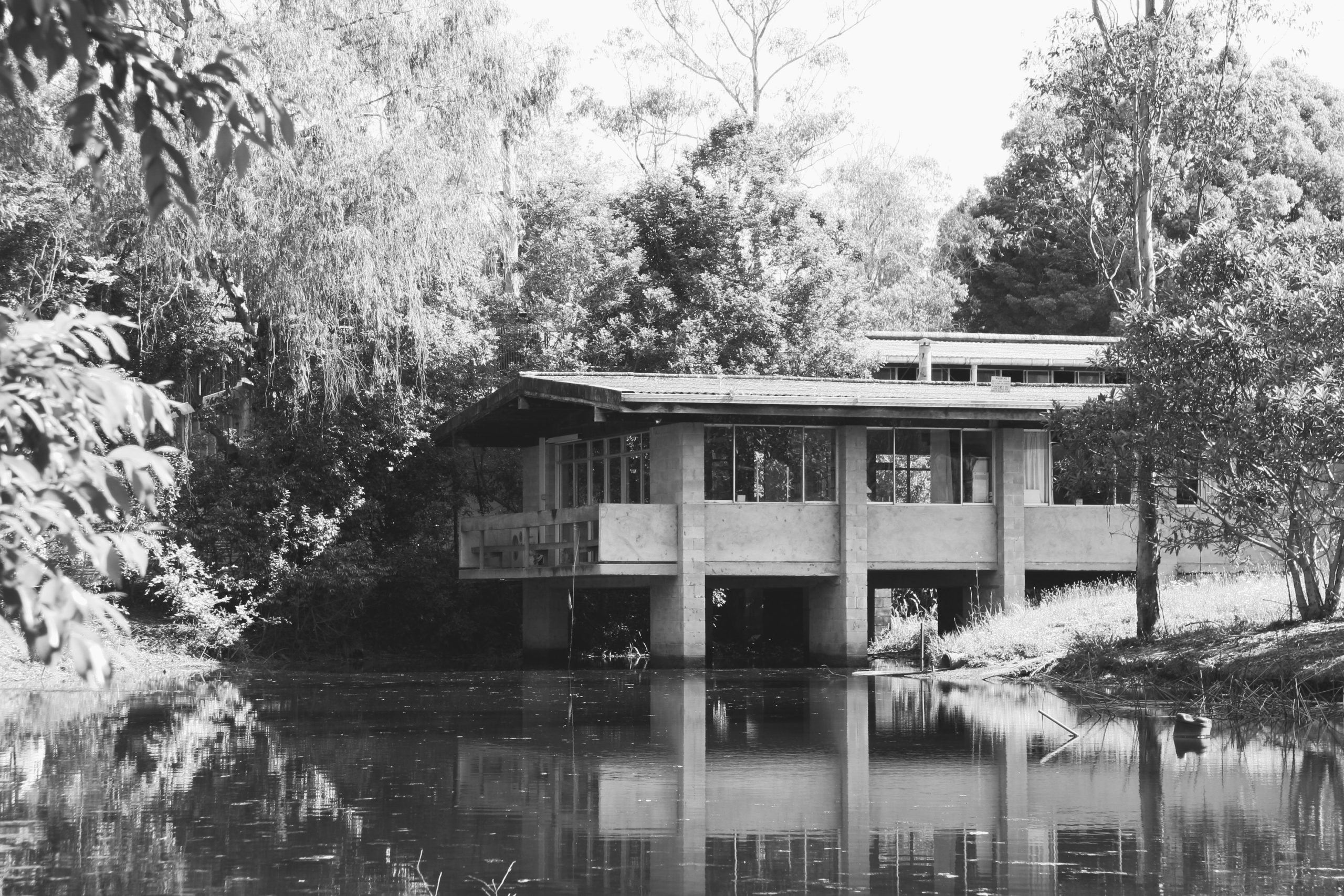 Optelma Lighting (UK) Limited - Planet Lighting